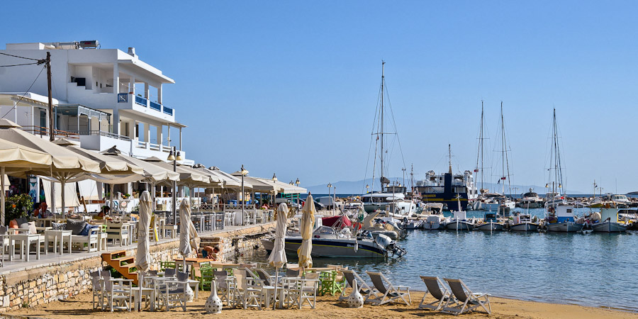 mykonos-paros-marina-piso-livadi.jpg